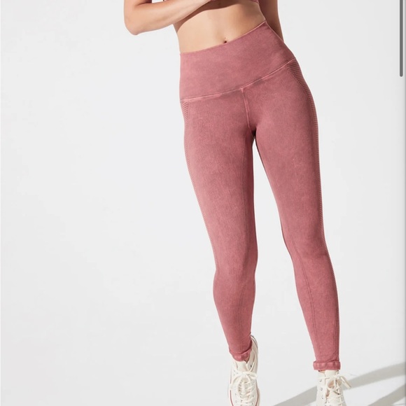 avocado | Pants & Jumpsuits | Avocado Leggings Size Ml | Poshmark